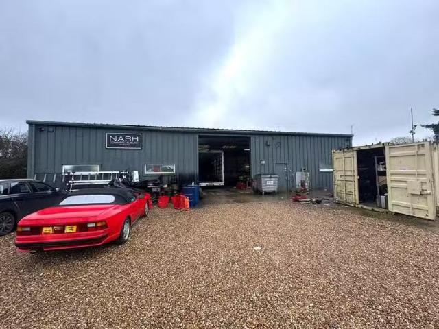 Deal! 1 BA Land for rent in Bury Road, Lebbon Business Park, I.
