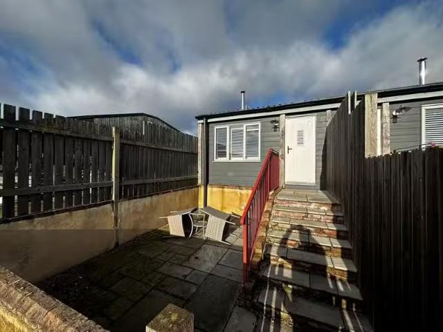 Unique 1 BA Studio flat for rent in Ubbeston, Halesworth, IP19