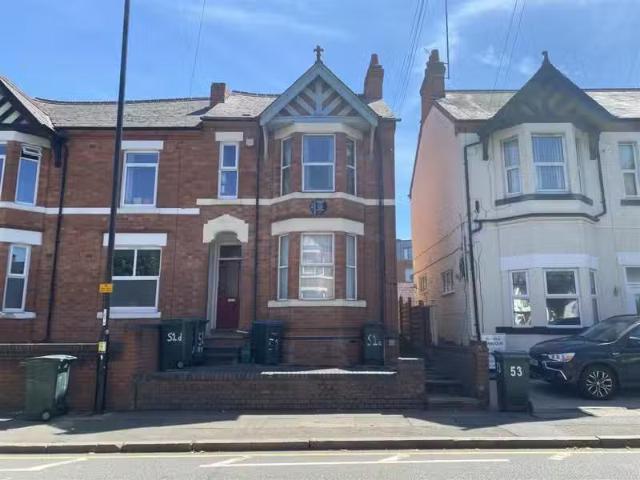 Charming 1 BA Studio flat for rent in Albany Road, Earlsdon, C.