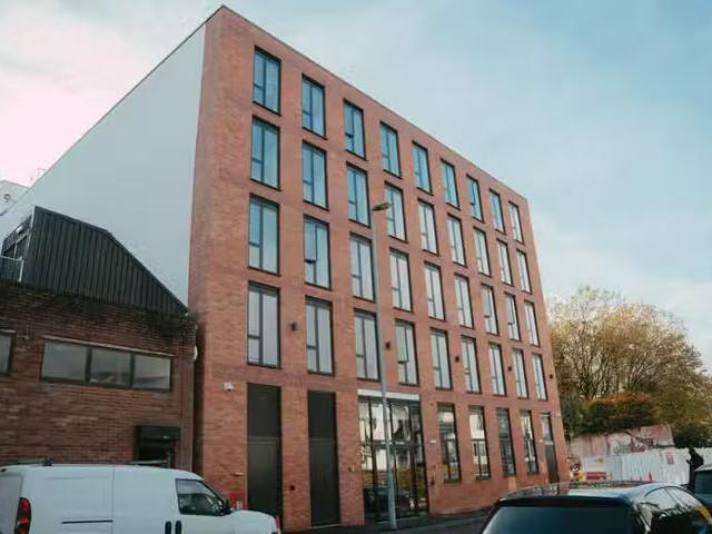 Just in! 1 BA Studio flat for rent in Bridge Street Studios.