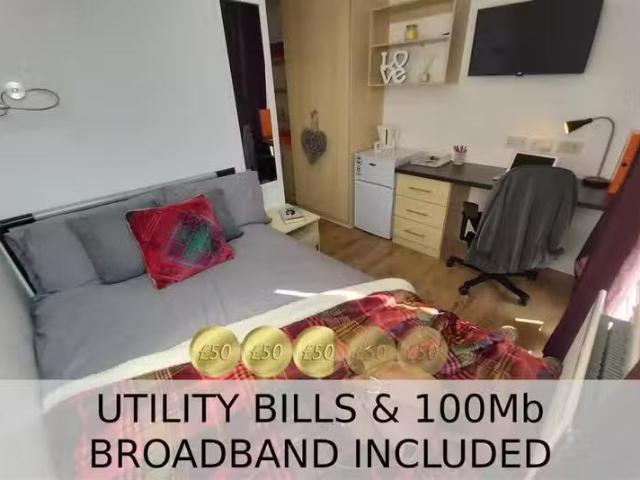 New 1 BA Studio flat for rent in Room 4 Burton Chambers, B29