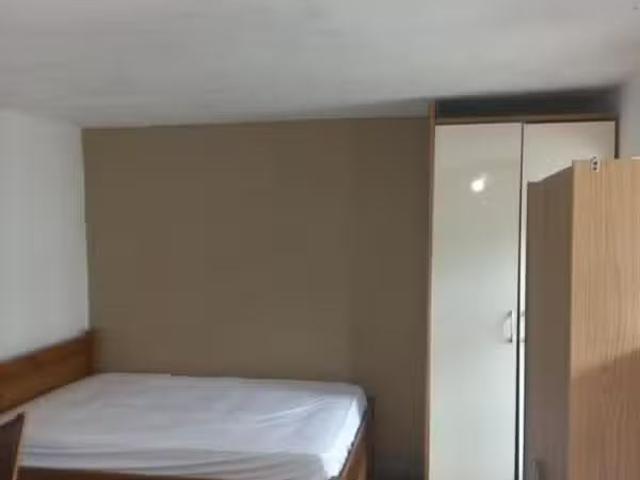 For Rent! 1 BA Studio flat for rent in Rowe Gardens, Barking.