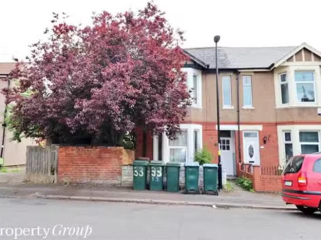 Unique 1 BA Studio flat for rent in St Osburgs Road Coventry C.