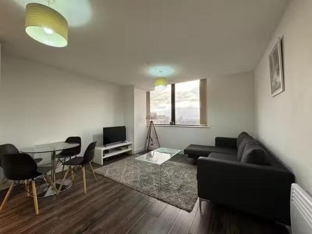 For Rent! 1 bedroom apartment for rent in Broad Street, Birmin.