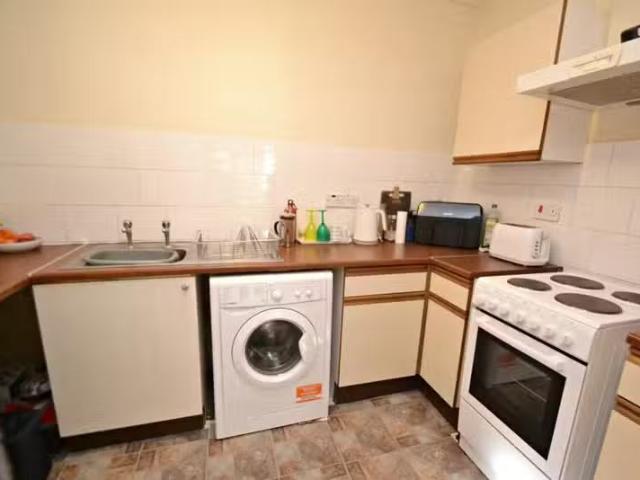 Cozy 1 bedroom flat for rent in Ashley Cross, BH14