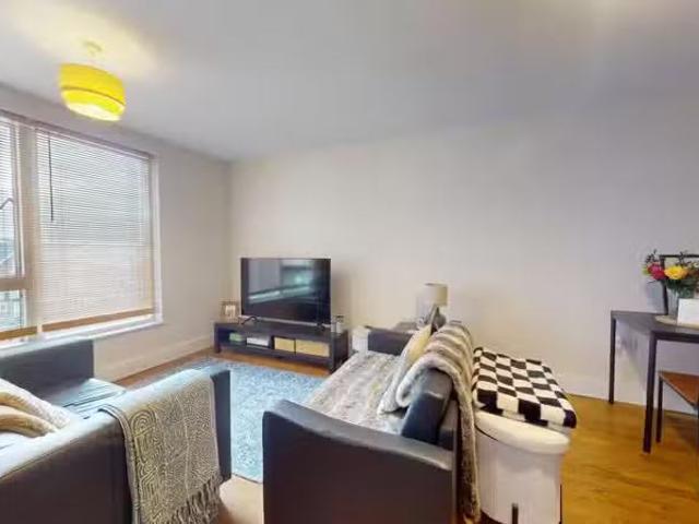 Rental! 1 bedroom flat for rent in Falcon Drive, Cardiff Bay.