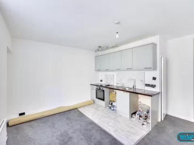 Unique 1 bedroom flat for rent in Morford Street, Bath, BA1