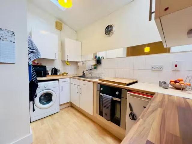 Charming 1 bedroom flat for rent in Sandford Road, Bromley, BR2