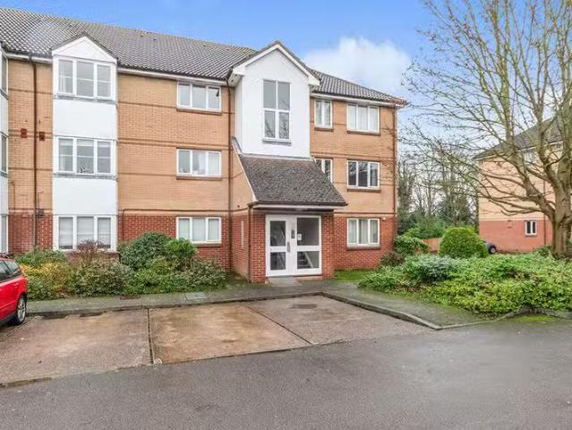 Cheap 1 bedroom Flat to rent, Bedford Road, Hitchin, SG5 £1,0.