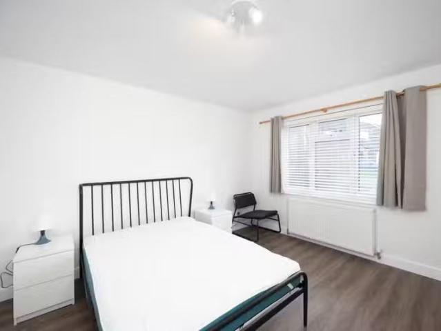 Cozy 1 bedroom house share for rent in Room 2, 104 Kynaston Av.
