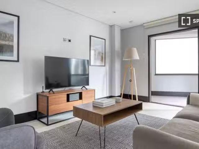 Rental! 1 BR 1 bedroom apartment for rent in Whitechapel, London