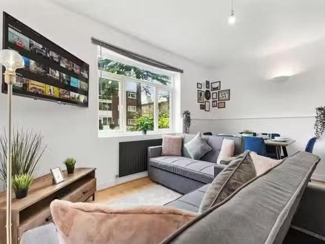 Nice 1 BR Waterloo Road, Southampton