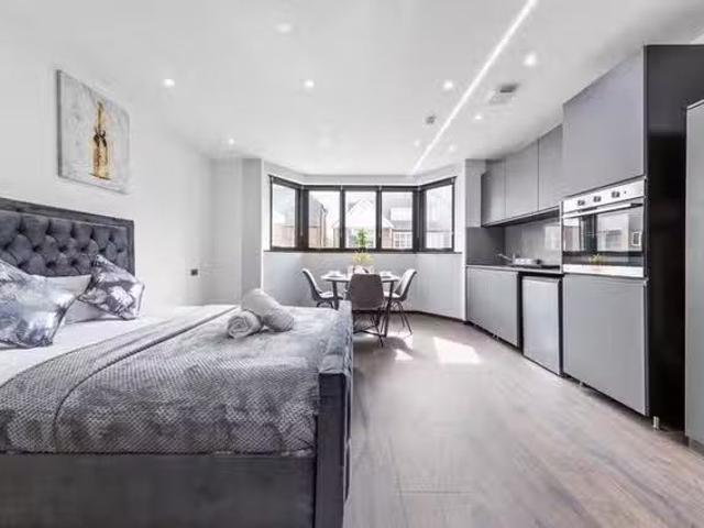 For Rent! 1 BR Woodstock Road