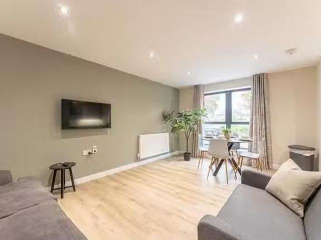 Unique 1 BR Chellaston Road