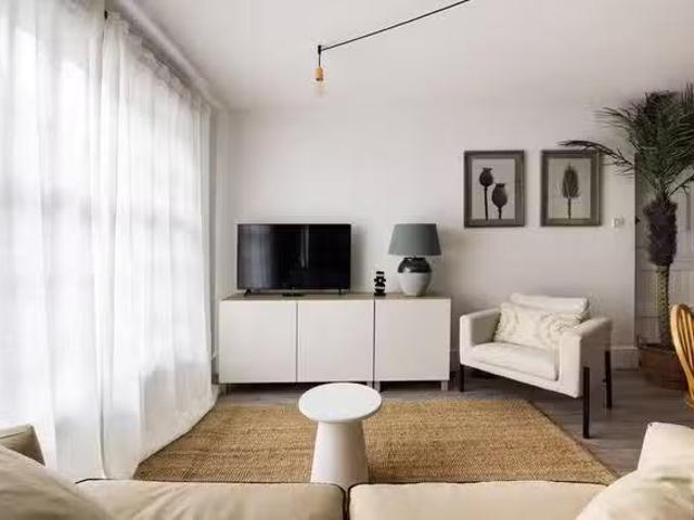 Deal! 1 BR Crawford Street