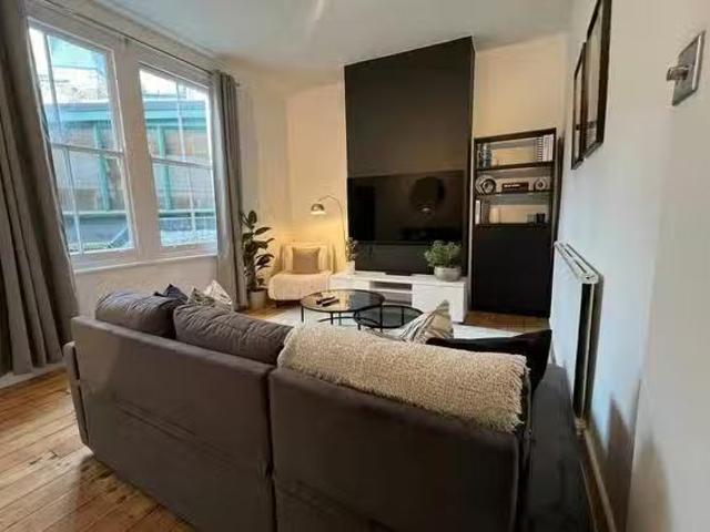 For Rent! 1 BR Filmer Road, London