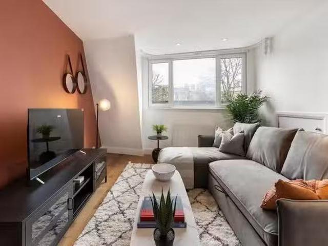 New 1 BR King's Cross Rd