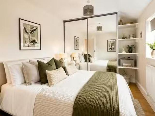 Unique 1 BR Manor Road, London Colney