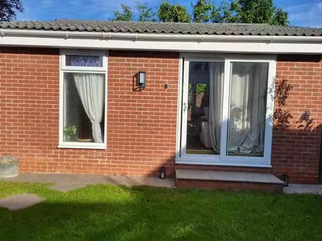 Nice 1 BR Moat Avenue, Coventry