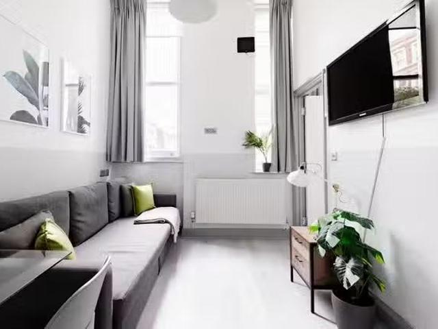 New 1 BR Nevern Road