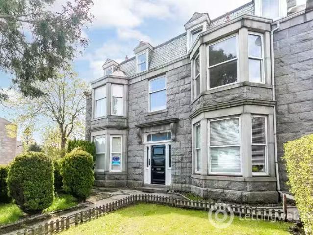 Charming 1 BR Property to rent in Clifton Road, Ground Floor L.