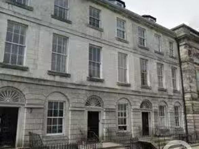 Unique 1 BR Property to rent in Flat 16, 4 Rose Terrace, Perth.