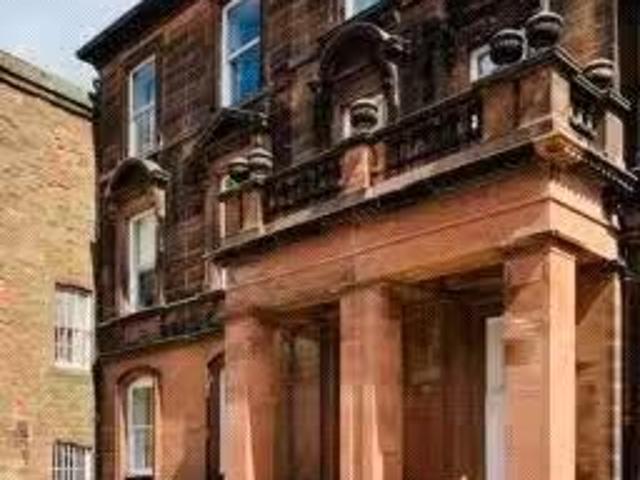 Unique 1 BR Property to rent in Irish Street, Dumfries