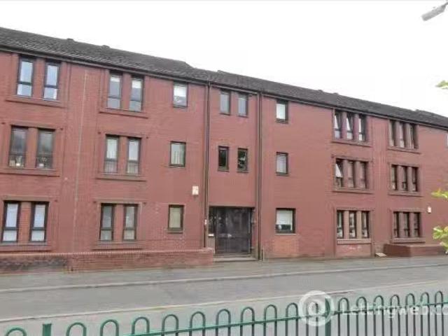 Unique 1 BR Property to rent in Raeberry Street, Glasgow, G20