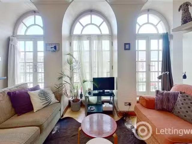 Unique 1 BR Property to rent in The Still House, Easter Dalry.
