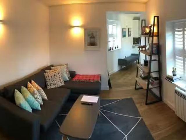 New 1 BR Redcross Way