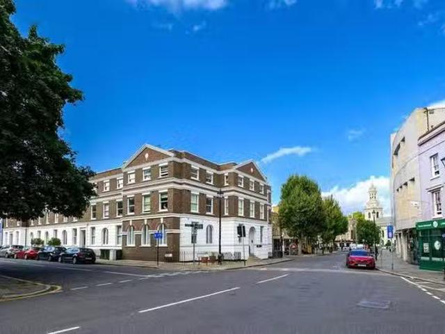 Cheap 1 BR Stockwell Street