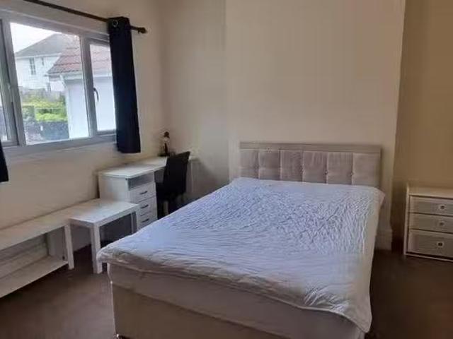 Rental! 1 Room Eversley Road, Sketty, Swansea SA2 4 bedrooms 2.