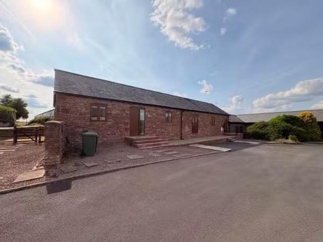 Rental! 2 BA 4 bedroom barn conversion for rent in Hill of Eat.