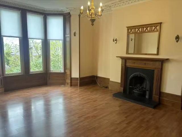 Charming 2 BA 4 bedroom flat for rent in 56 Forest Road, Aberd.
