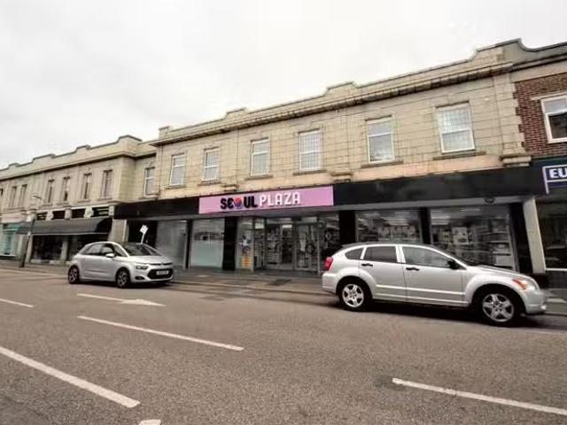 Deal! 2 BA 4 bedroom flat for rent in Cardigan Road, Winton, B.