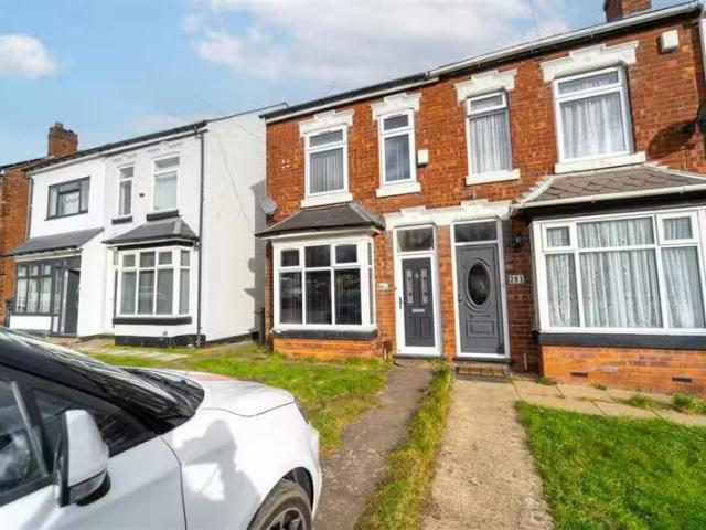 Rental! 2 BA 4 bedroom house for rent in Umberslade Road, Sell.