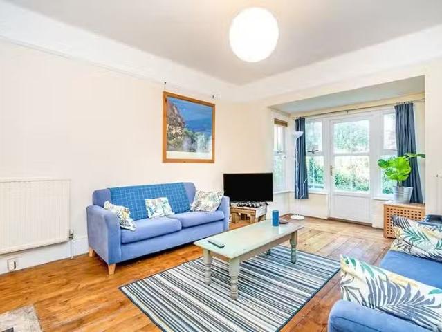 New 2 BA 4 bedroom House to rent, Khartoum Road, Southampton.