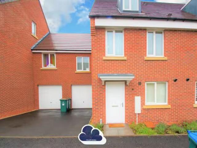 Just in! 2 BA 4 bedroom semi detached house for rent in Anglia.