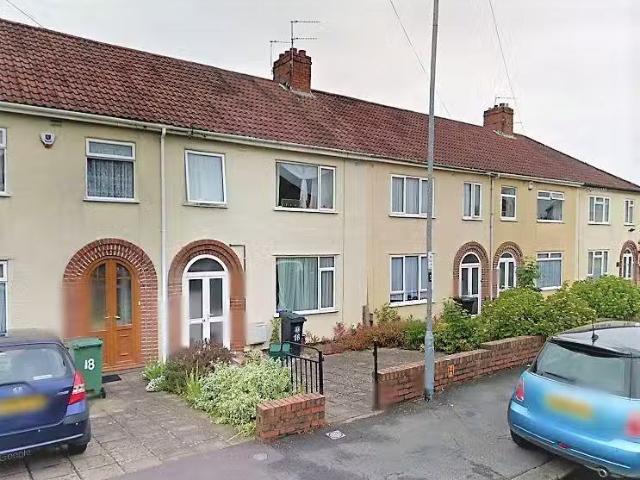 Rental! 2 BA 4 bedroom terraced house for rent in Glaisdale Ro.