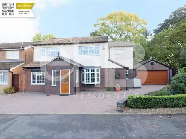 Cheap 2 BA 5 bedroom detached house for rent in Dodd Avenue, O.