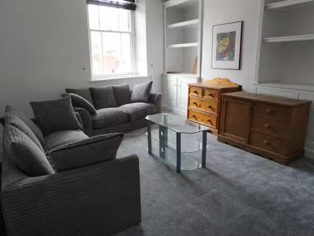 Cozy 2 BA 6 bedroom house for rent in Ambra Vale, Hotwells, So.