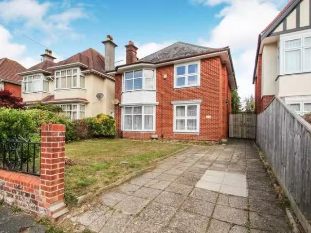 Unique 2 BA 6 bedroom property for rent in Talbot Hill Road, B.
