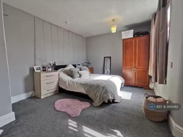 For Rent! 2 BA 1 bedroom house share for rent in Willowdale Ro.