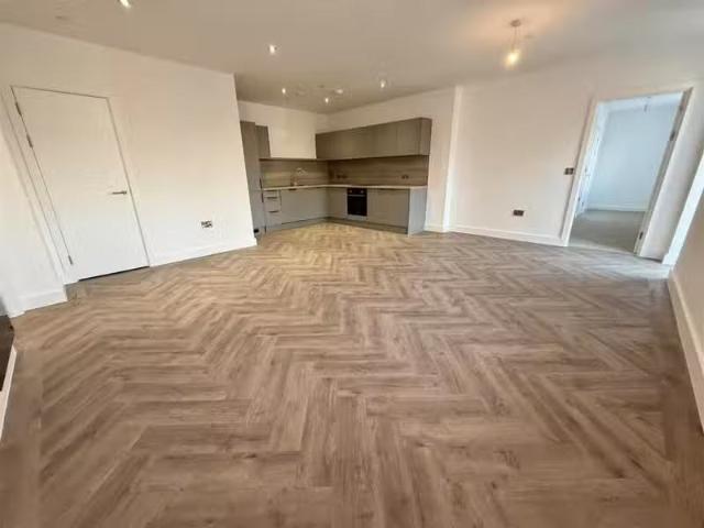 Unique 2 BA 2 bedroom apartment for rent in Ariel House, 2138.