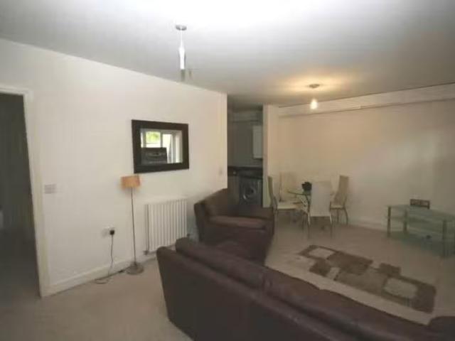Cozy 2 BA 2 bedroom apartment for rent in Bridgeman Street, Bo.