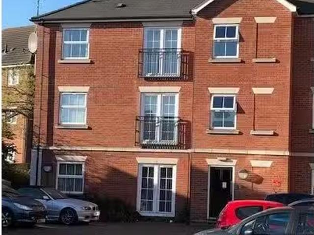 Cozy 2 BA 2 bedroom apartment for rent in Broadwell Road, Oldb.