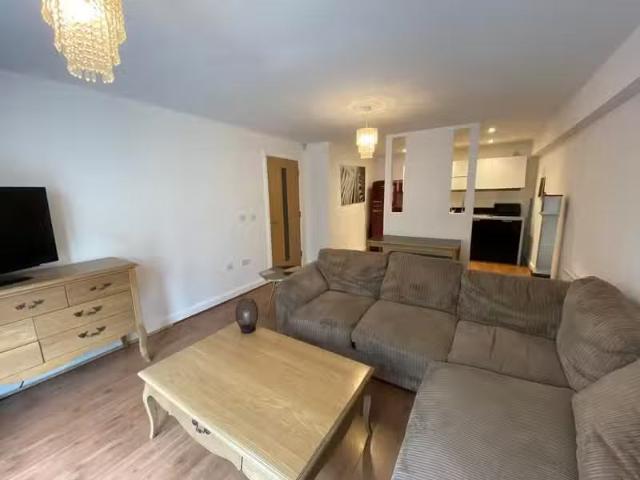 Deal! 2 BA 2 bedroom apartment for rent in Southside Apartment.