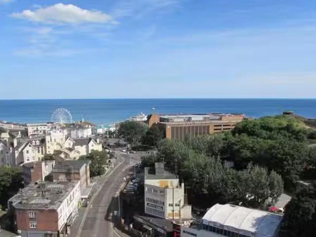Charming 2 BA 2 bedroom apartment for rent in Terrace Mount Re.