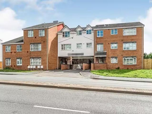 New 2 BA 2 bedroom Flat to rent, Thorns Road, Brierley Hill, D.