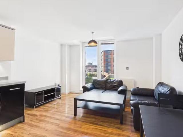 New 2 BA 2 bedroom flat for rent in 155 Bromsgrove Street, Cit.